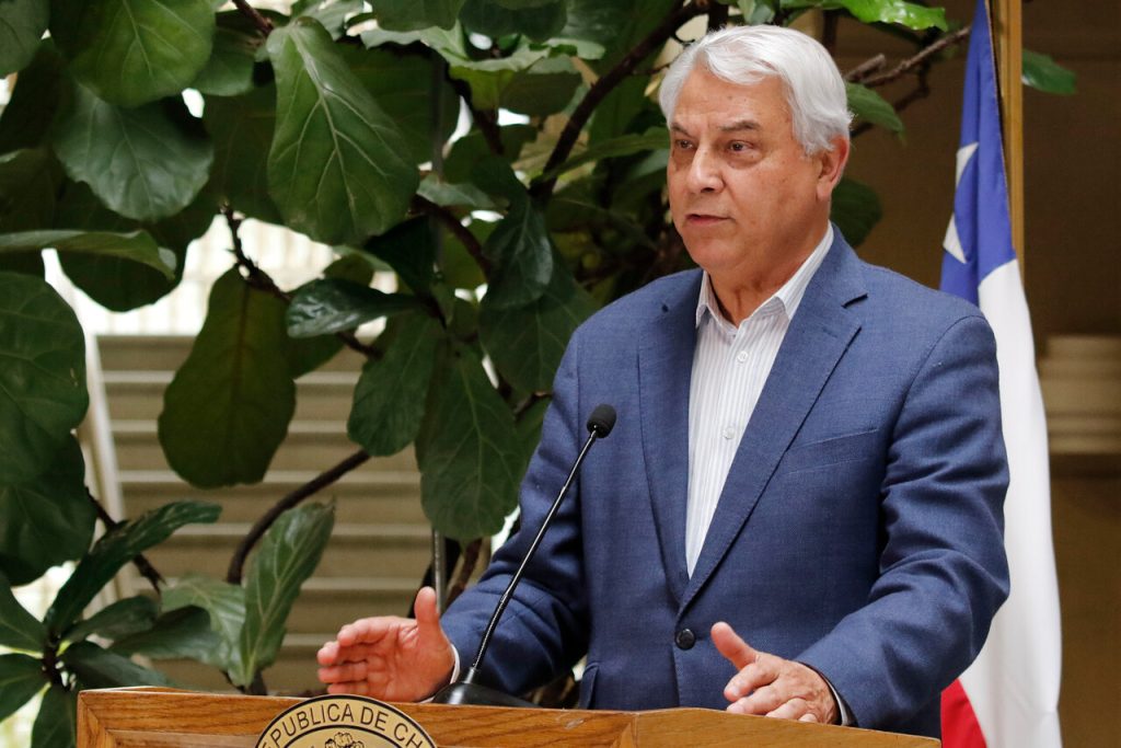 Diputado Jaime Naranjo es expulsado de la bancada del Partido Socialista