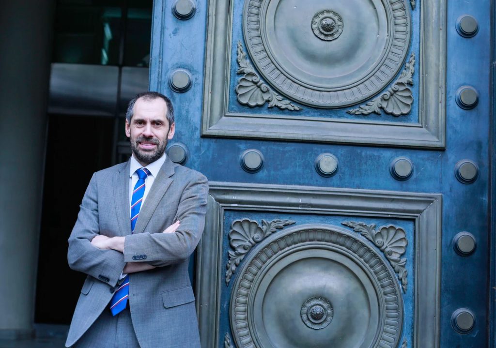 Republicanos y Libertarios ingresan acusación constitucional contra ...